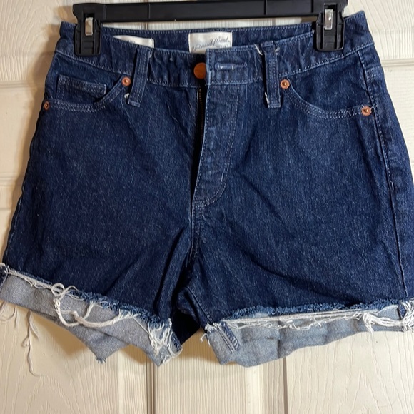 Universal Thread | Shorts | Universal Thread Vintage Mini Denim Shorts ...